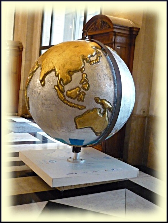 Cool globes (34) - Coincoin et Coincouinette